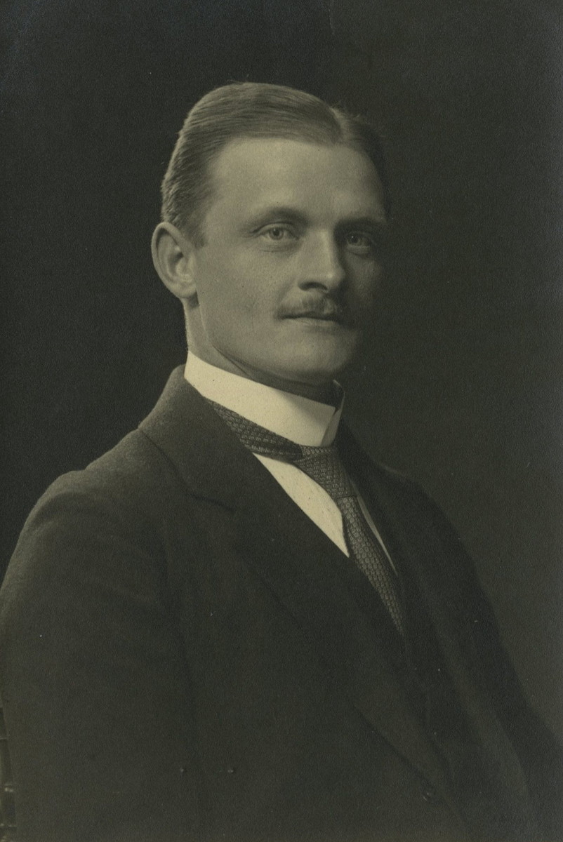 ESDA | Ising, Walter Konrad Wilhelm (1881–1950) and Frieda (Schlegel ...