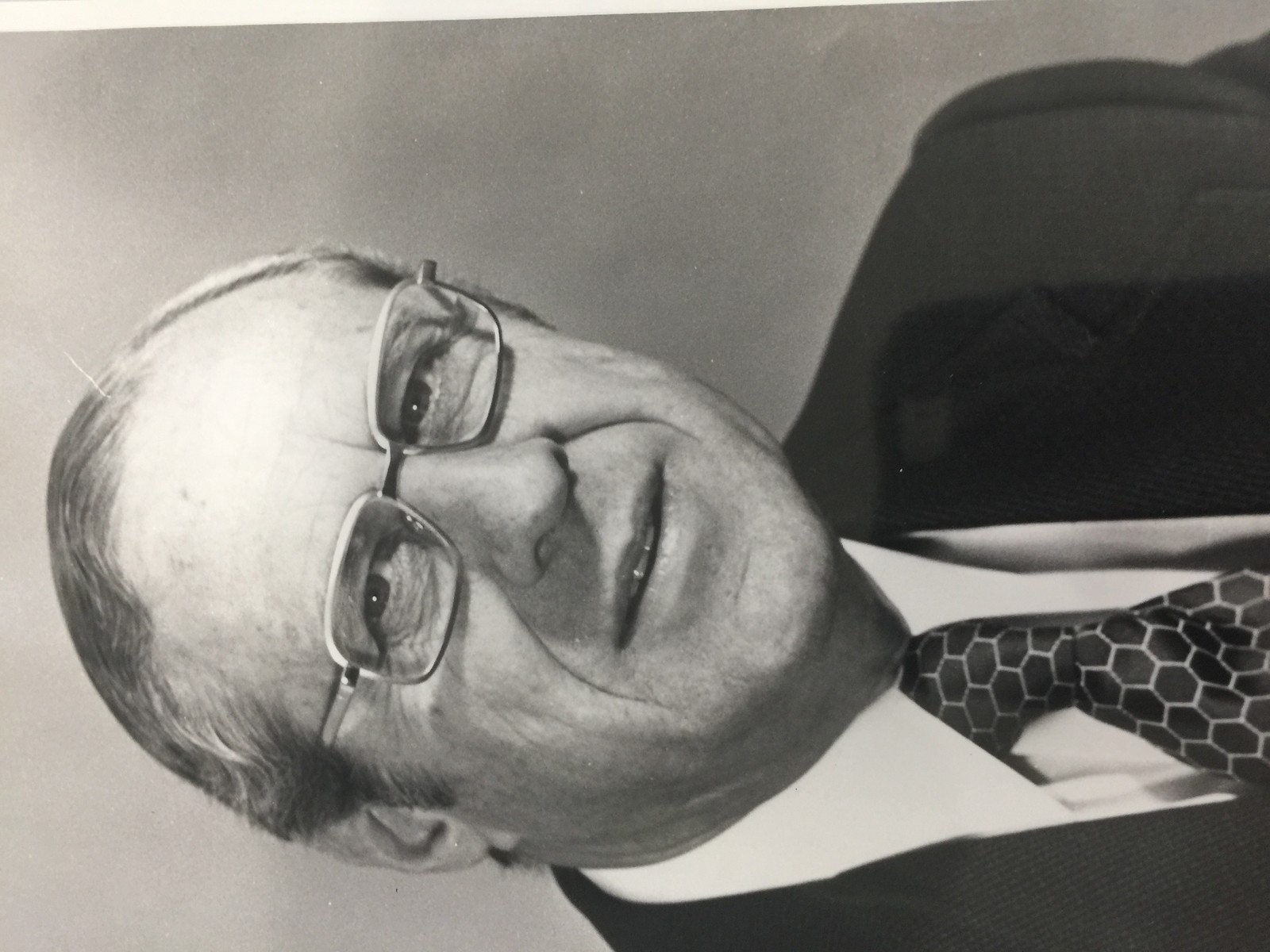 ESDA | Frame, Robert Ronald (1915–2012)