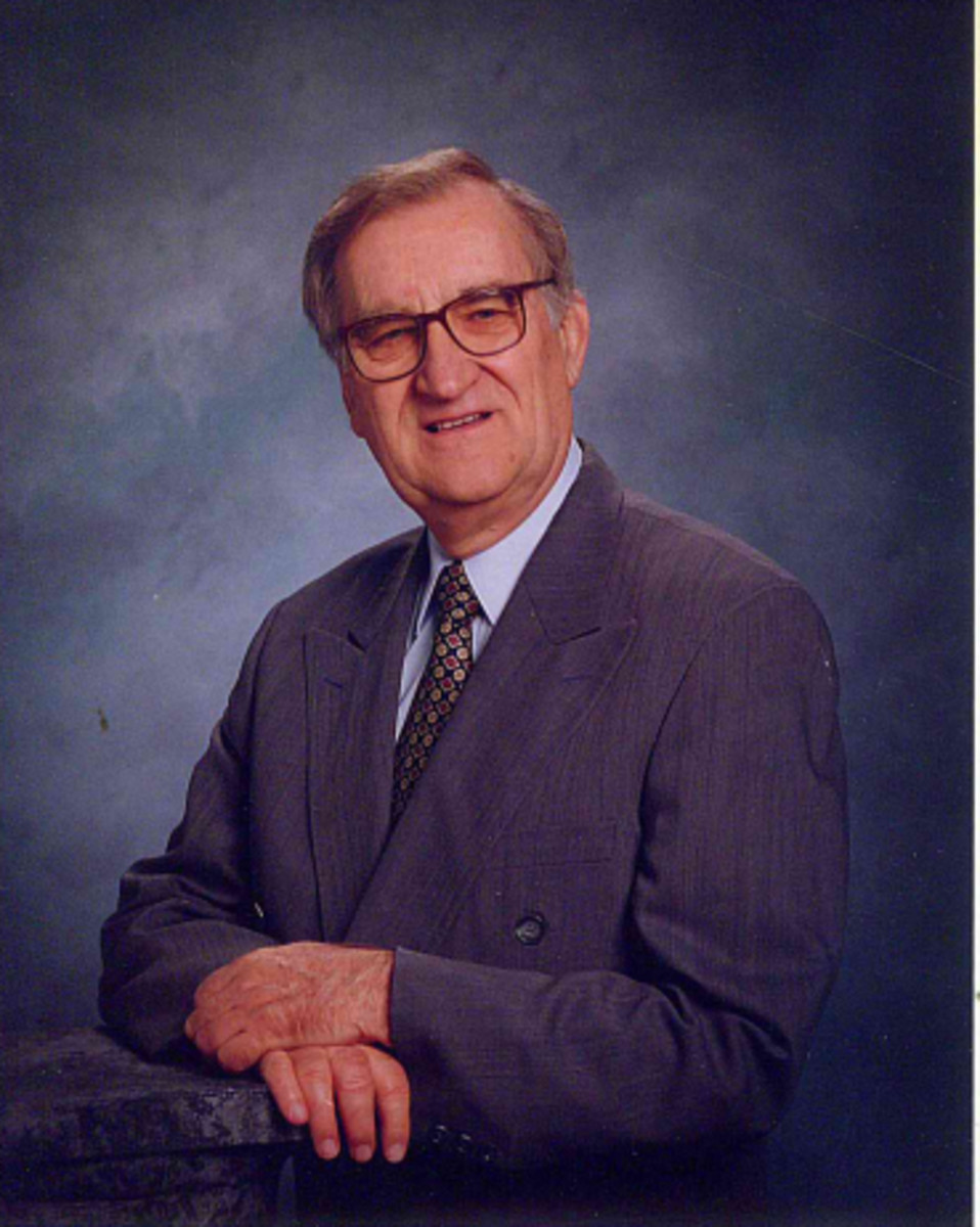 ESDA | Feyerabend, Henry Raymond (1931–2006)