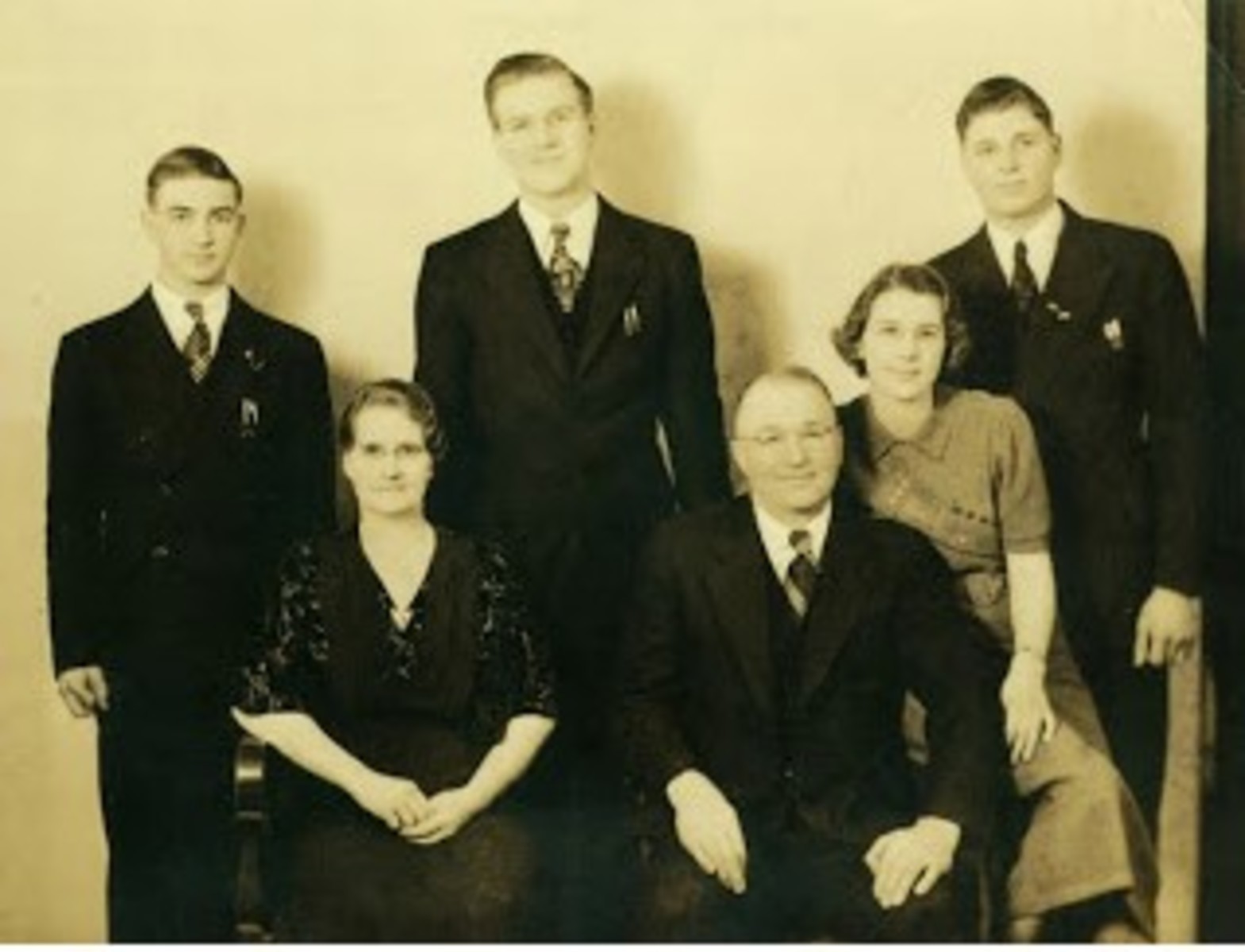 ESDA | Currie, Holman Carl (1918–2009) and Eva Ruth Longway-Currie ...