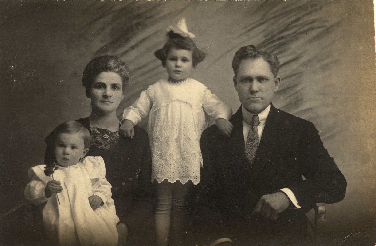 ESDA | Bond, Frank Starr (1877‒1924)