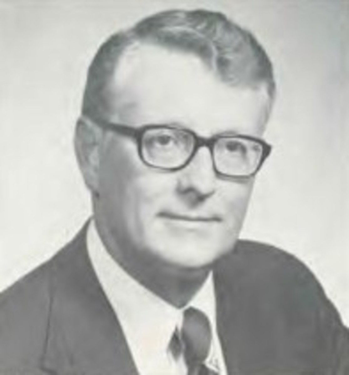 ESDA | Knechtle, Emilio (1922–2006)