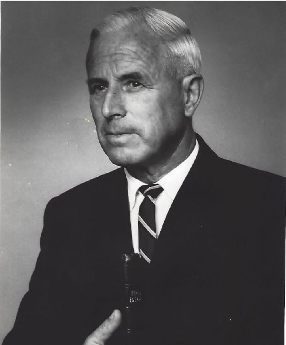 ESDA | Heggie, Ronald Neil and Alvine (Reye) (1911–1982)