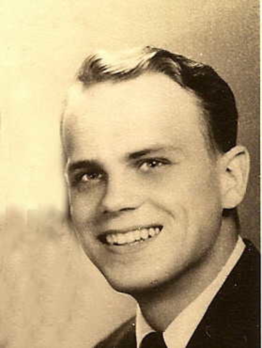 ESDA | Pifer, Robert Daniel (1935–2009)