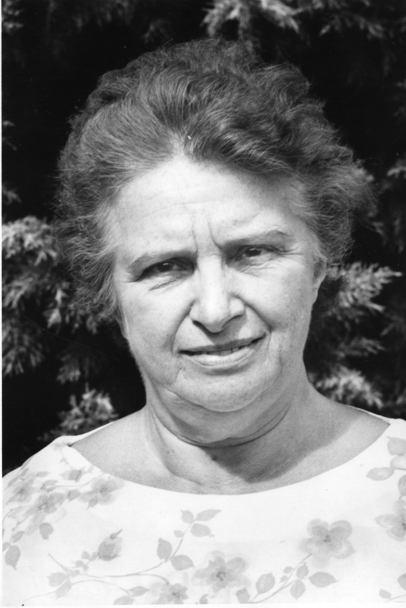 ESDA | Howe, Florence Muriel (1908–1992)