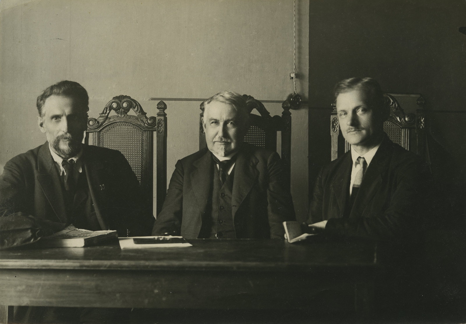 ESDA | Ising, Walter Konrad Wilhelm (1881–1950) and Frieda (1884–1966)