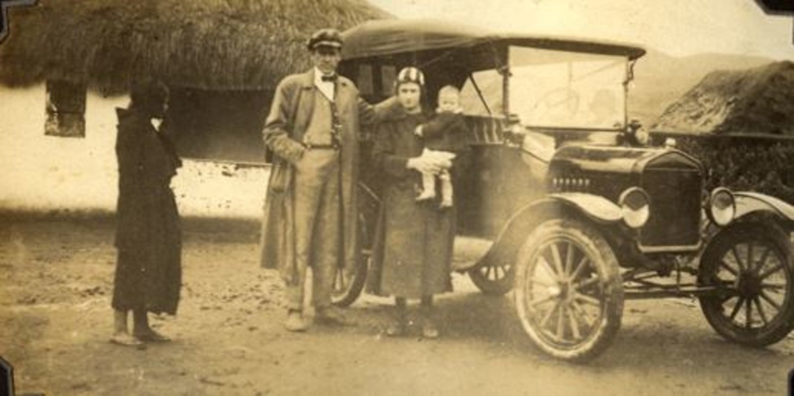 ESDA | Ford, Lillian Gertrude (Shafer) (1894–1990) and Orley (1893–1972)