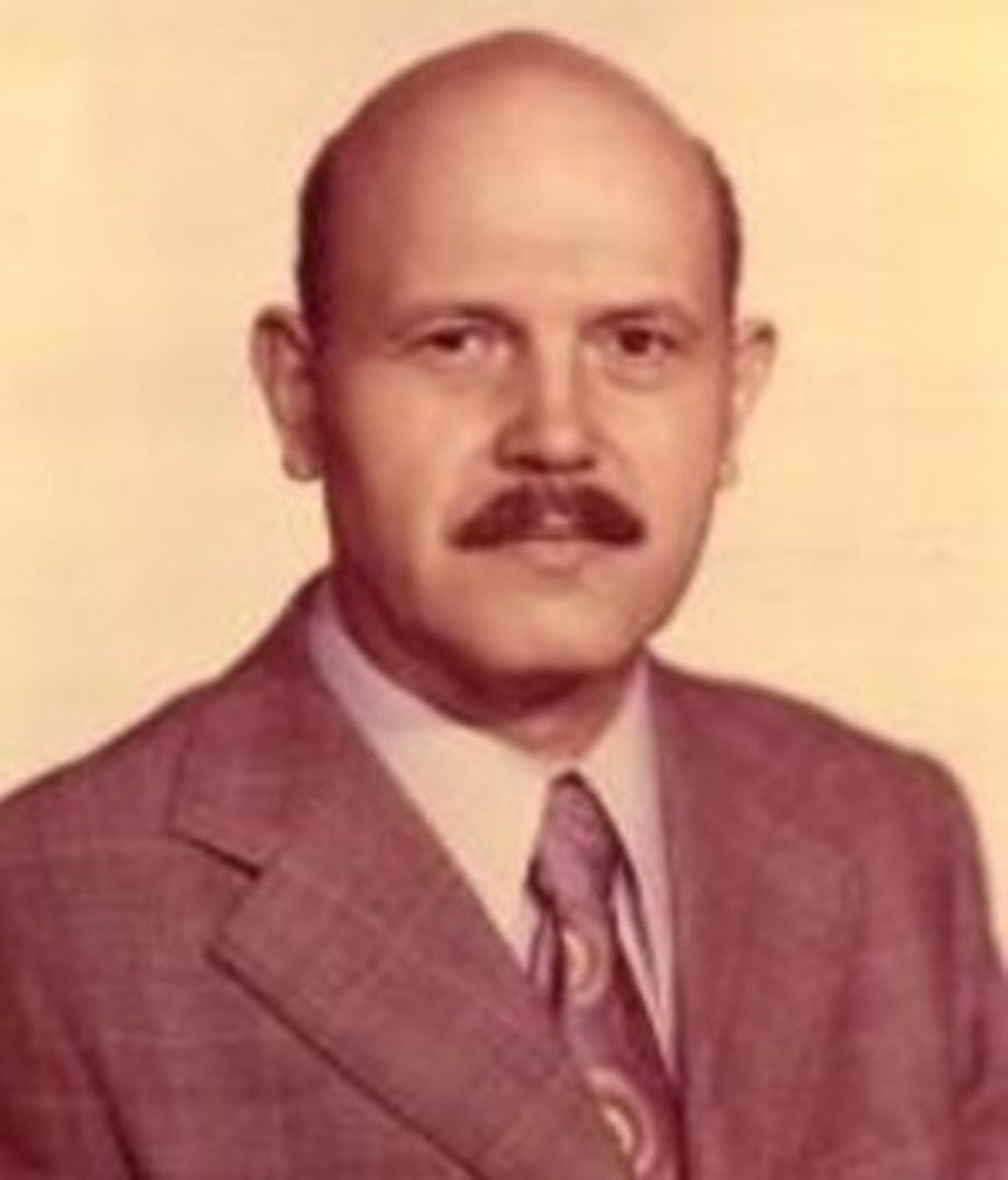 ESDA | Alekseev, Anatoly Aleksandrovich (1927–2011)