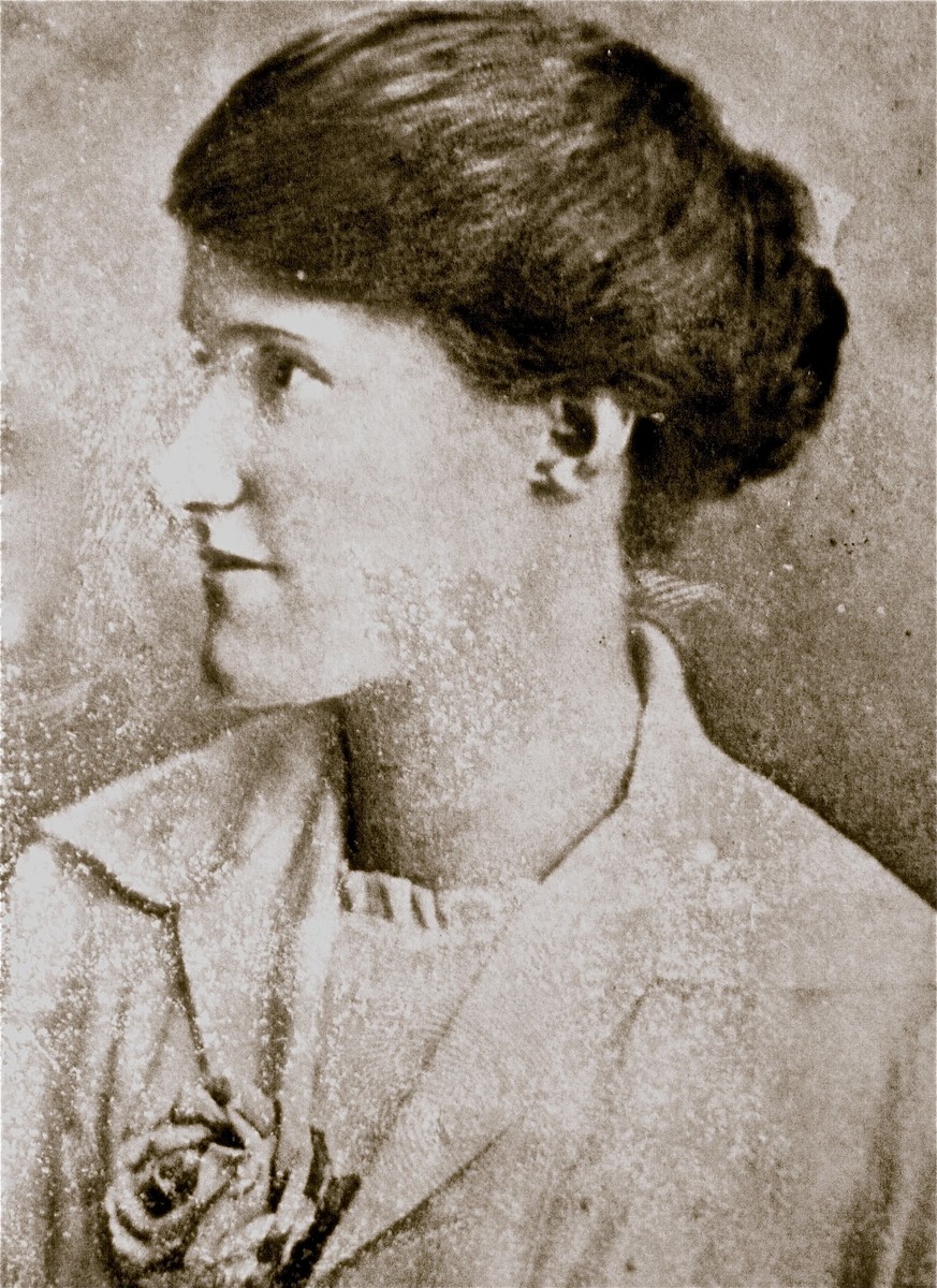 ESDA | Martin, Alfred Walter (1899–1988) and Hilda Brown (1899–1938 ...